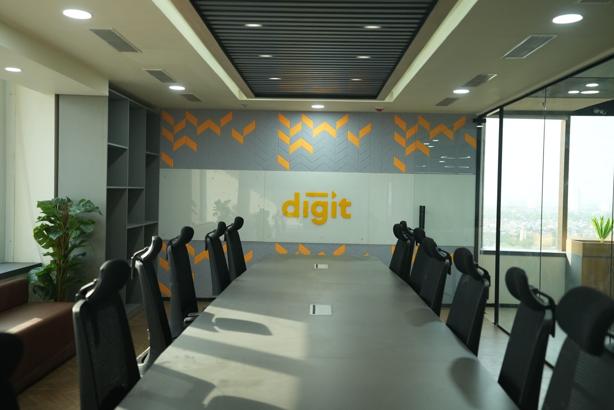 Top Office Interior Designers in Mumbai, Delhi & Gurgaon | QuickFurnish